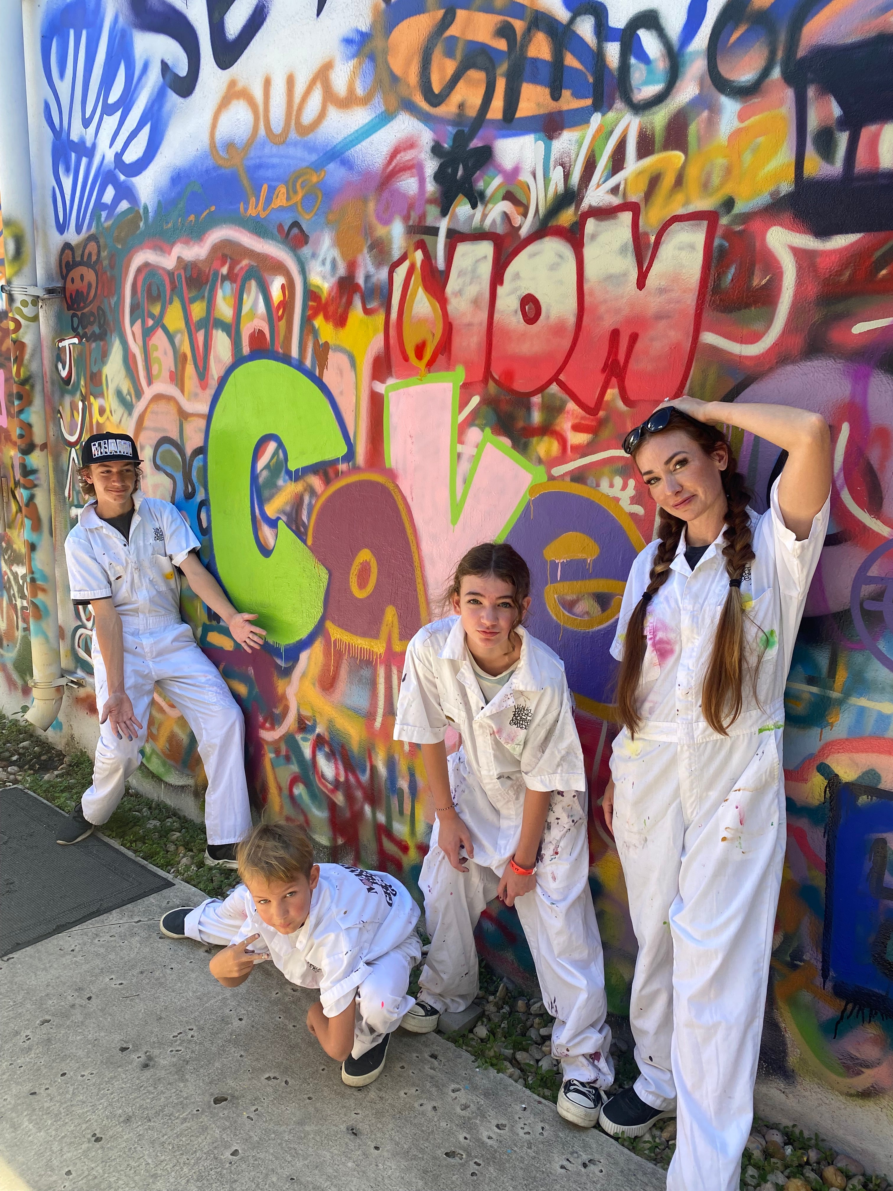 GRAFFITI CLASS- Pedro AMOS Galeria - Learn From REAL Graffiti Artists ...